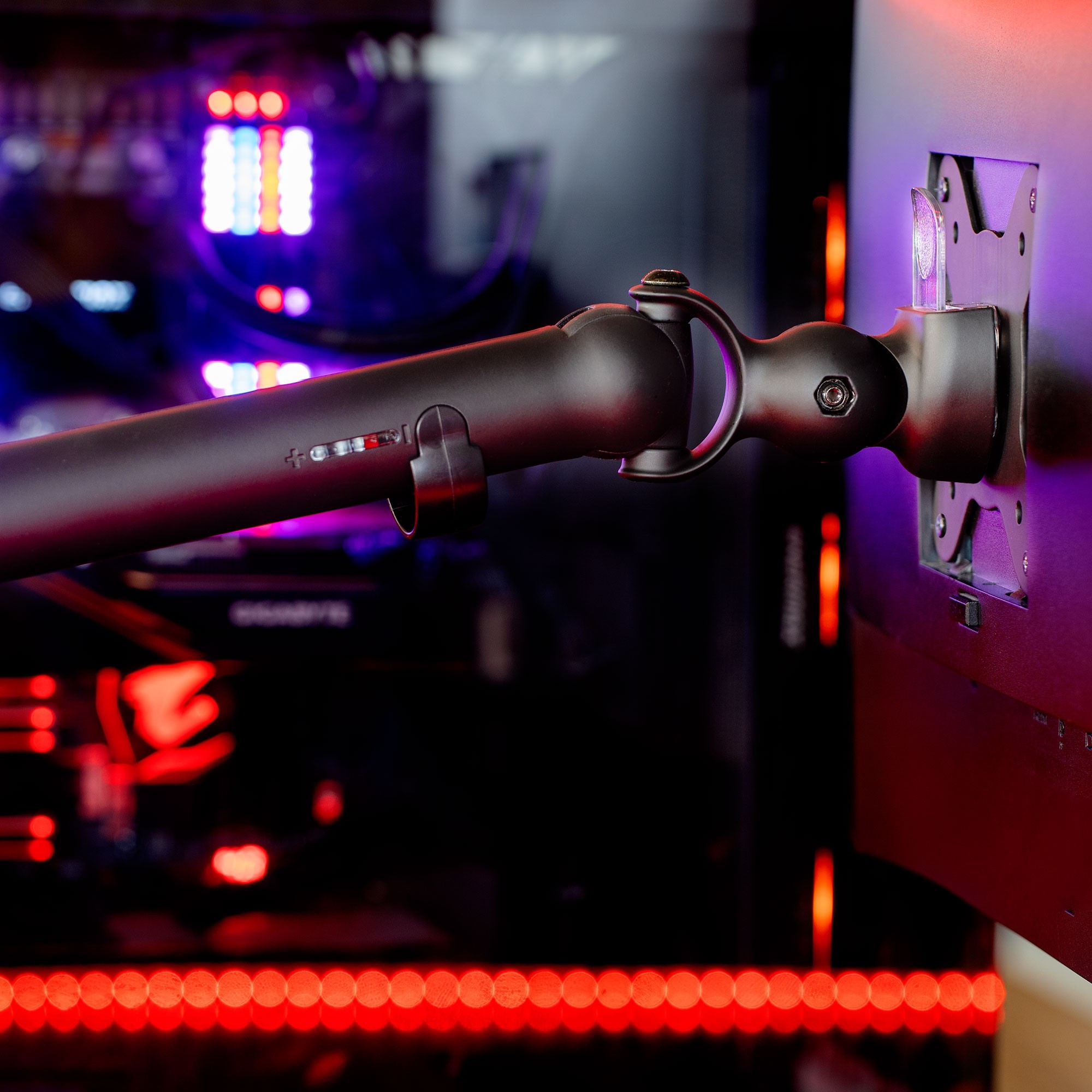 Uchwyt do monitora Kruger&Matz Warrior GU-100 - Lechpol B2B